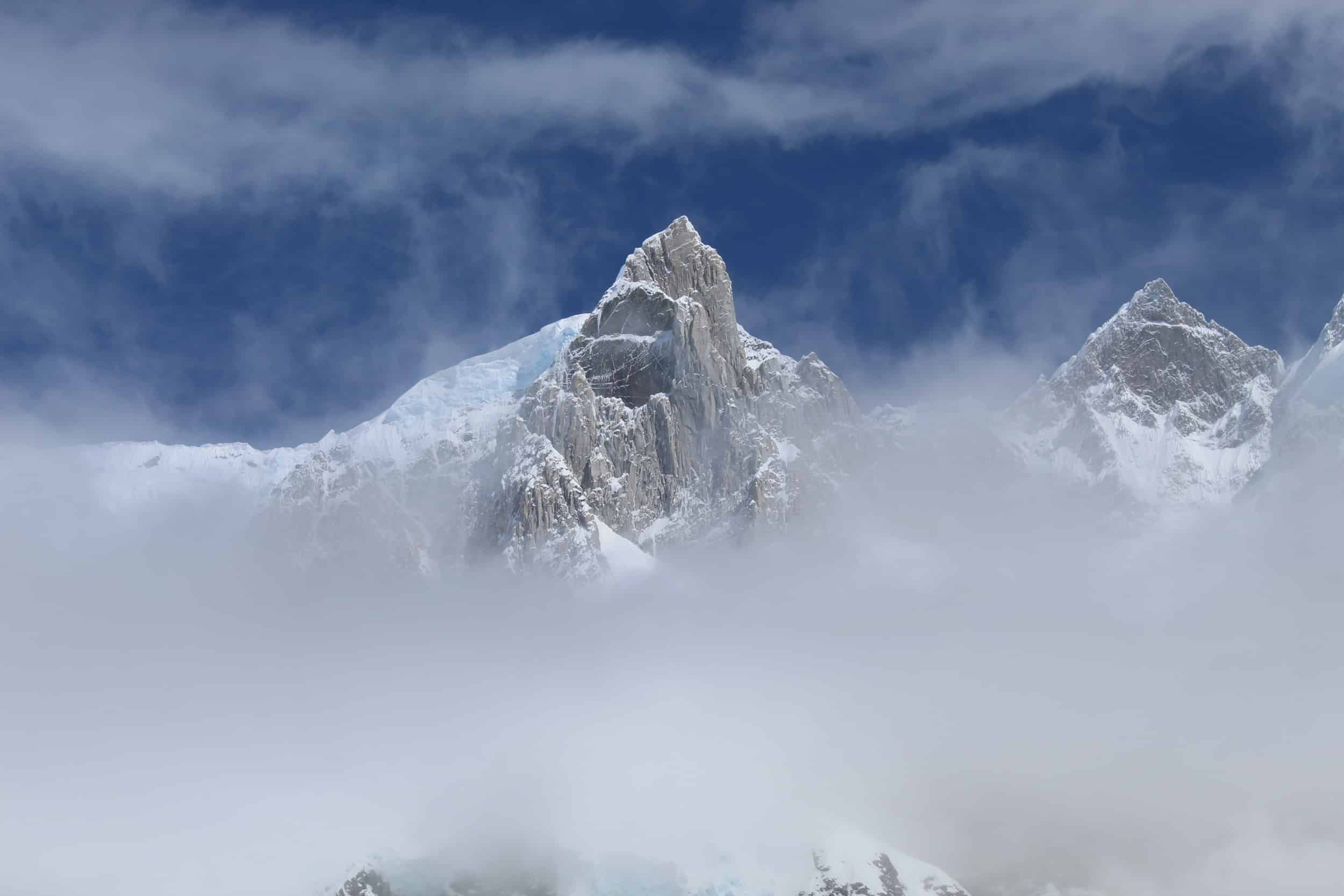 CERRO SAN LORENZO - Tolhuin Expeditions